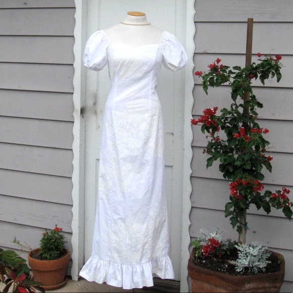 Mamo Howell | Dresses | Vintage Hawaiian Boho Maxi Dress Host Pick ...